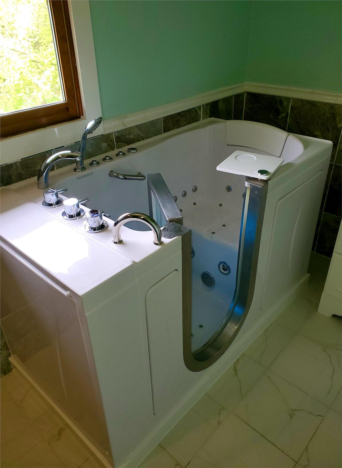 Chicago Walk-In Tubs - Fox Valley Home Services